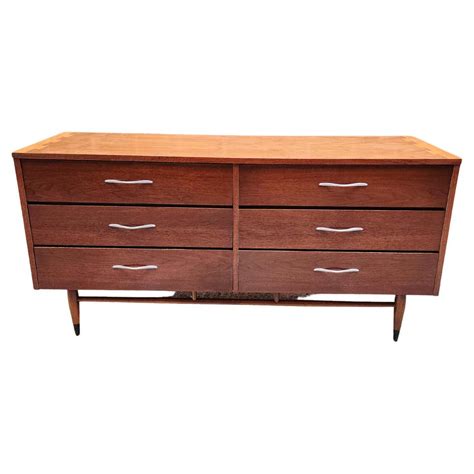 Vintage Mid Century Modern Lane Dresser And Endtable Set For Sale At