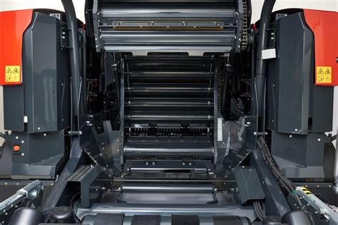 Fixed Or Variable Bale Chamber Which Baler Is Best For Me Kuhn