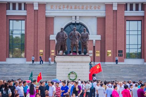 趁着长假打卡铜川市悦游照金小镇丰收露营节 西部网陕西新闻网