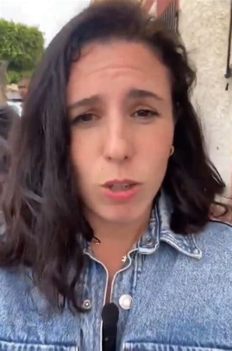 بالاترین این خانم شجاع اسپانیایی میگوید که در مناطقی از اسپانیا دیگر