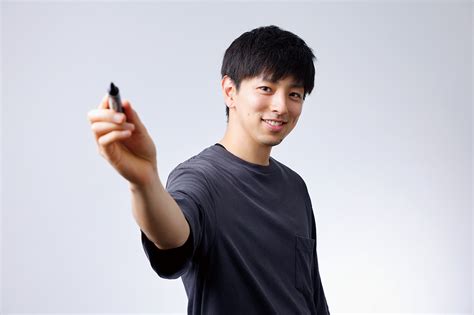 教育系youtuber葉一 コロナ禍で視聴者急増、「自習動画」も好評：日経クロストレンド