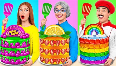 چالش خوراکی با مادر بزرگ کیک خامه ای چند لایه بزرگ چالش غذای خنده