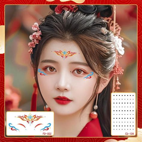 Классическая сексуальная милая татуировка для бровей в стиле ретро для