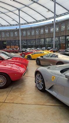 Pin By Sam Jr On Awesome Garages Luxury Garage Dream Car Garage