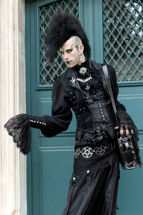 Pin By Laurie Angel Gothic Raider An On Van Hitman Deathrock Fashion