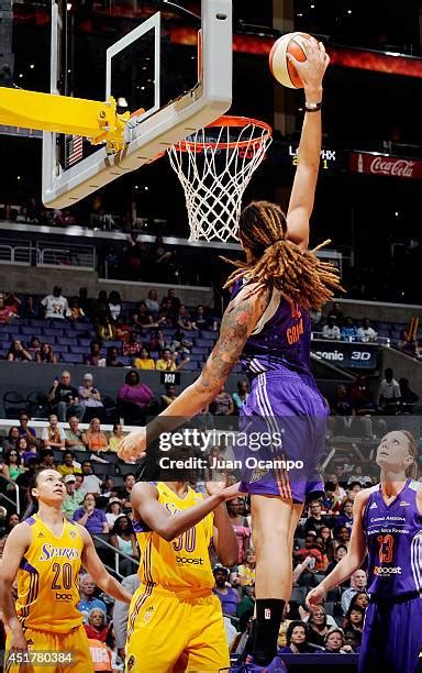 Brittney Griner Dunk Photos And Premium High Res Pictures Getty Images