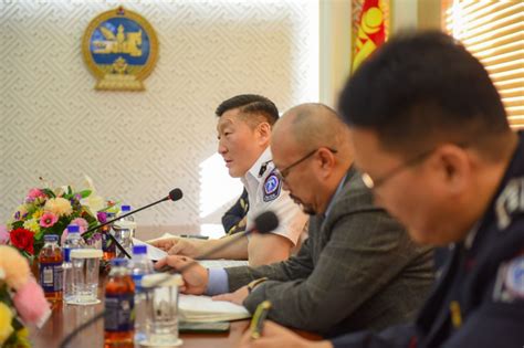 Нэг мөрдөгч 200 гаруй хэрэг гомдол хүлээн авч маш ачаалалтай ажиллаж