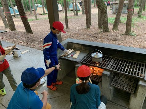 林間学校活動記1日目③野外炊事おいしいカレーができました 竜王小学校