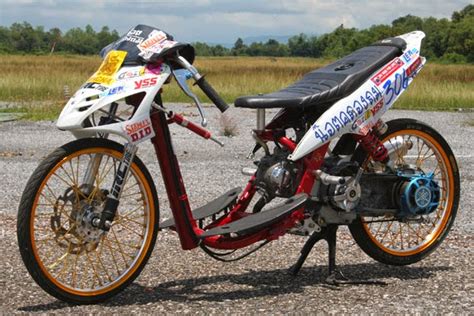 Motor Matik Modifikasi Dengan Konsep Drag Bike Ulasan Otomotif