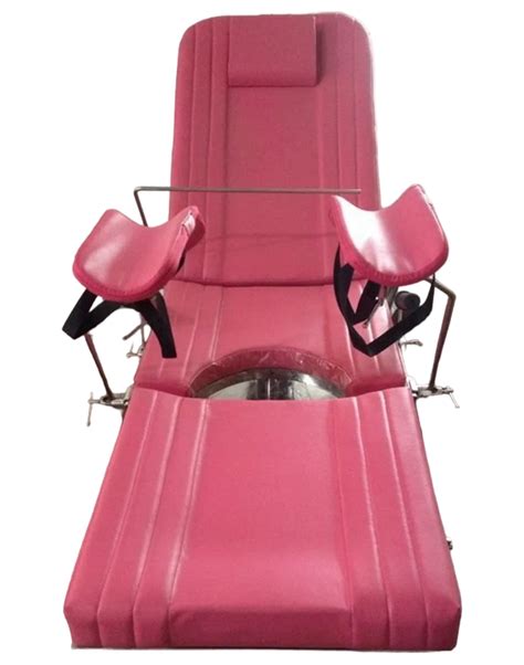Automatic Pink Delivery Labour Table At ₹ 60000 In Varanasi Id