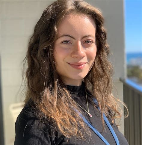 Harini Srinivasans Instagram Twitter And Facebook On Idcrawl