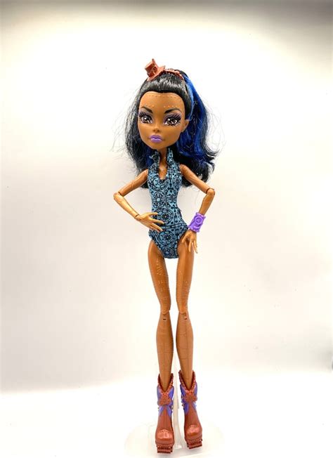 Robecca Steam Dance Class Doll