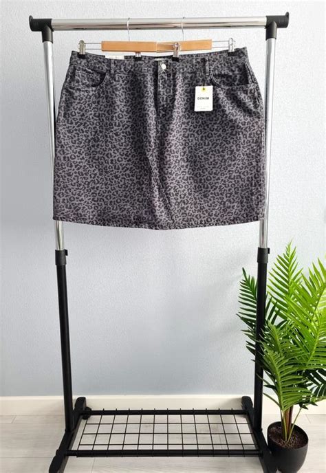 Коротка джинсова спідниця — ціна 395 грн у каталозі Міні спідниці Купити жіночі речі за