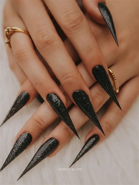 35 Black Stiletto Nail Ideas And Designs