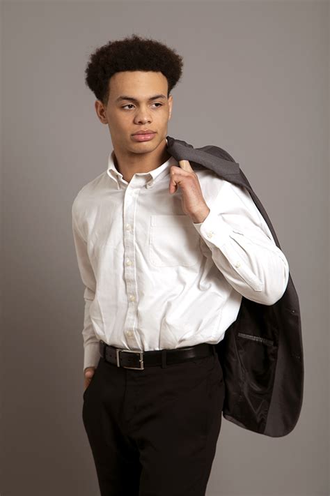 Justin J New View Modeling