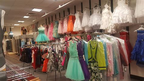 JS Formal Wear Lake Square Mall