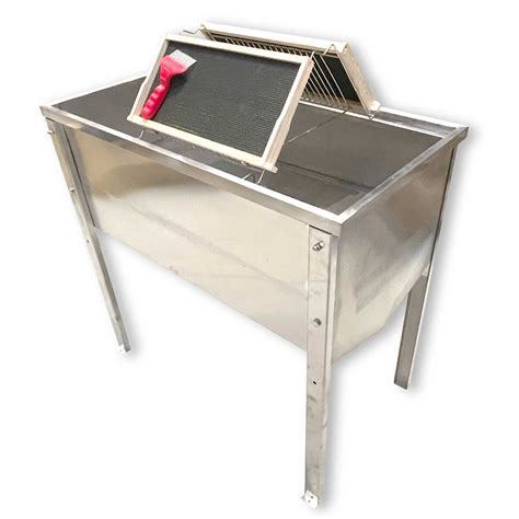 Honey Uncapping Table With Stainless Steel Uncapping Tray And Strainer