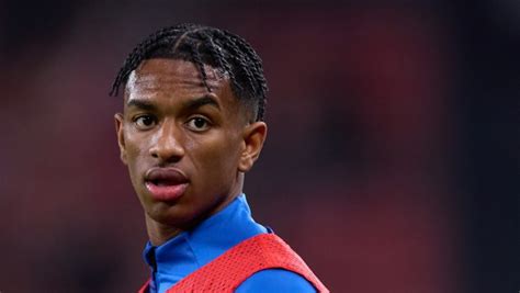 El Origen Y La Vida De Alejandro Balde Sus Padres Su Novia Sus