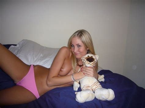 Get Stuffed Gallery 2091