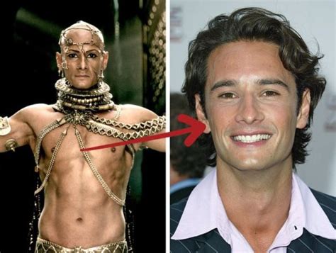 15 მსახიობი რომლებიც როლისთვის იმდენად გარდაისახნენ რომ ფანებმა ვერც