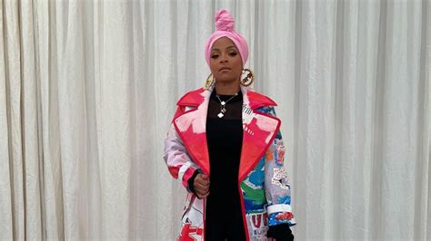 Simone Smith Bio Age Career Net Worth Education Husband