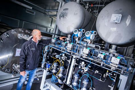 Wasserstoff Selbst Erzeugen Der Erste Elektrolyse Rechner Zeigt Was
