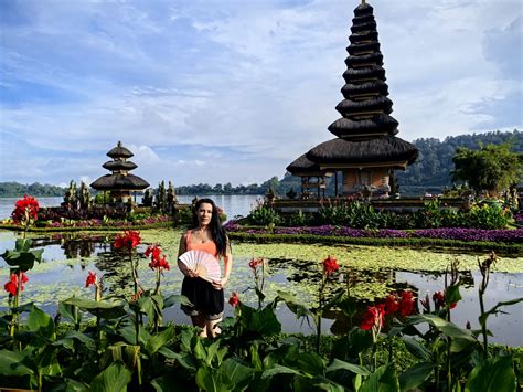 ВДЪХНОВЕНИЕ И ПРЕЗАРЕЖДАНЕ С МАРИЯ ИЛИЕВА В БАЛИ Chrissair