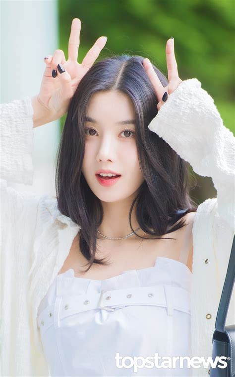 권은비 이렇게 귀여웠나 웬디의 영스트리트 출근길 [hd포토] 네이트 연예