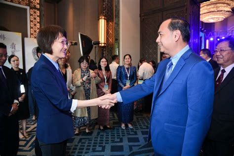 ប្រព័ន្ធផ្សព្វផ្សាយកម្ពុជា និងប្រព័ន្ធផ្សព្វផ្សាយនៃប្រទេសចិន