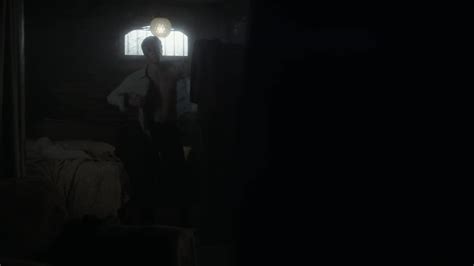 Auscaps Rupert Evans Shirtless In The Man In The High Castle 1 05 The