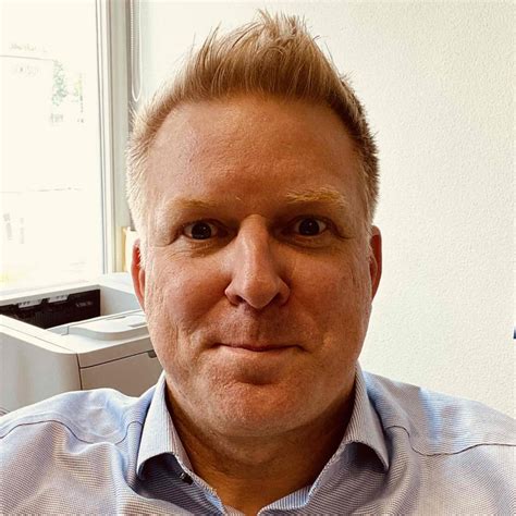 Jens Ulb Chief Commercial Officer Cco Schmitz Bv Xing