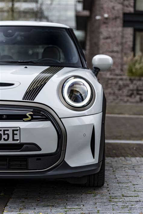 2022 Mini Cooper Se Resolute Edition In Nanuq White Fabricante Mini
