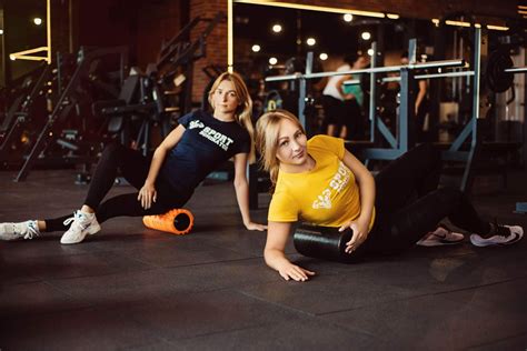 Массажный роллер SportDominator® SolidCore 30