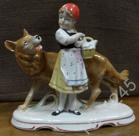 Статуэтка Красная Шапочка и волк Германия Vintage Porcelain Halloween Miniatures Figurines