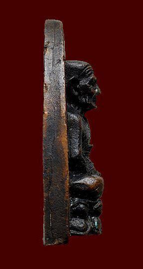 หลวงพ่อทวดหลังเตารีดเล็ก เนื้อทองแดงรมดำ พระอาจารย์นอง วัดทรายขาว จ ปัตตานี Ennxo