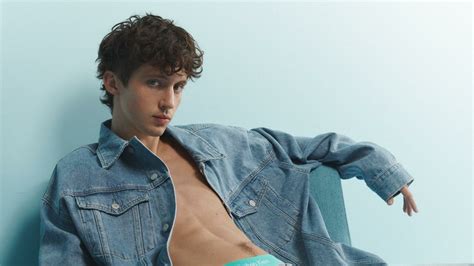 Troye Sivan Protagonizará La Campaña Pride 2023 De Calvin Klein