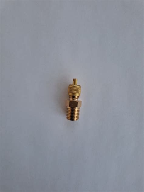 Переходник 1/4 SAE x 1/4 NPT (U1-4B) c ниппелем и колпачком, 5 штук ...