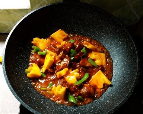 糖醋菠萝排骨一口吃下去酸酸甜甜肉香果香的美味 历史 食用油 五香粉