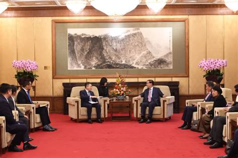 សម្តេច ហ៊ុន សែន អនុញ្ញាតឲ្យក្រុមហ៊ុនចិនចំនួន៣ជួបសំដែងការគួរសម និងពិនិត្យលទ្ធភាពវិនិយោគនៅកម្ពុជា