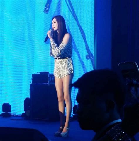 더쿠 롱다리 미녀 가수 닉값 제대로였던 가수 김현정