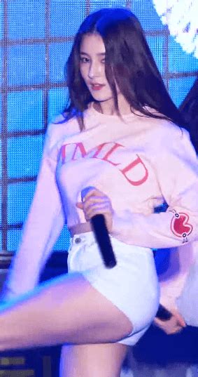 낸시 Nancy 모모랜드 Momoland 원광대 신입생환영회 뿜뿜 Bboom Bboom