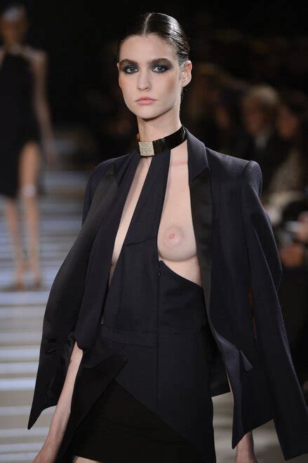 Runway Beauty Porn Pic Eporner