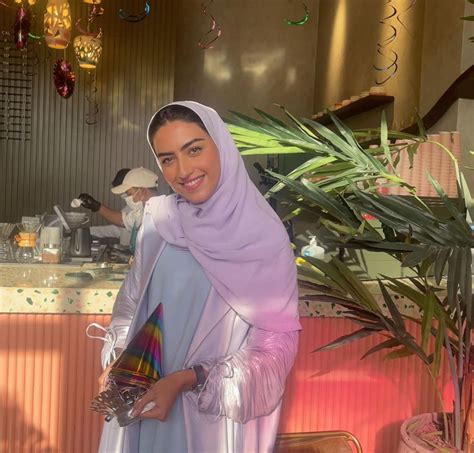 Gorgeous On Twitter الأنيقة يارا النملة اليوم 💜