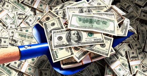 На что аппарат президента потратил деньги в 2022 году — список расходов