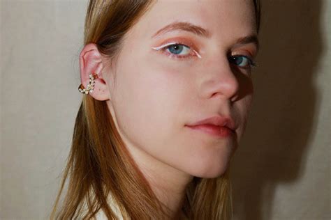 Wave Cluster Link Medium