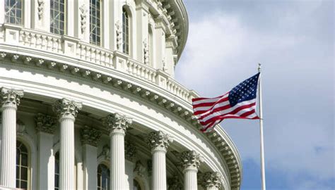 У Сенаті США відповіли коли буде ухвалено законопроект про санкції проти Росії Коментарі Україна