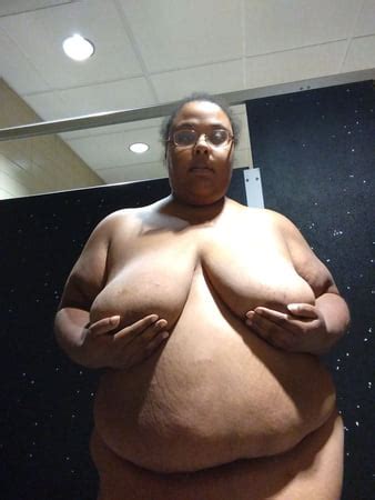 Ssbbw Whore Jessica Jones Teases In Public Bathroom Pics Xhamster