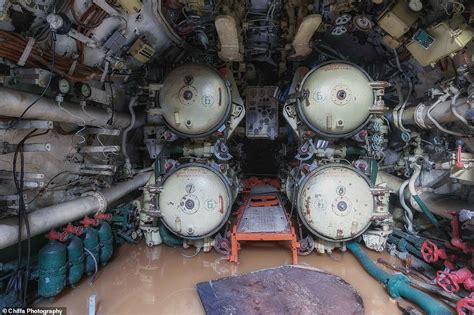 Fascinating Images Show The Cramped Interior Of A Cold War Era Soviet