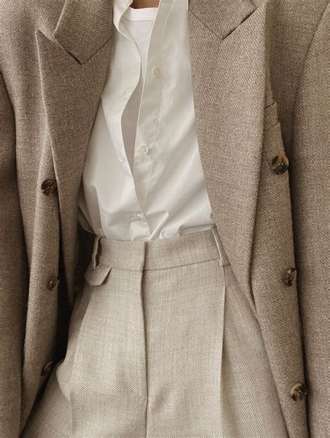 5 Ide Colour Combination Yang Cocok Untuk Cream Outfit Kamu