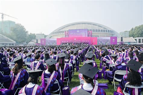 【快讯】清华大学2021年本科生毕业典礼举行 清华大学
